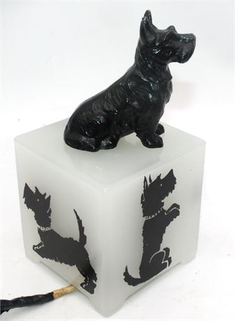 Rust Belt Revival Online Auctions - Art Deco Scottie Dog glass lamp