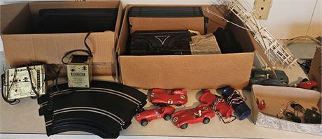 Rust Belt Revival Online Auctions - Vintage Slot Car Race Track