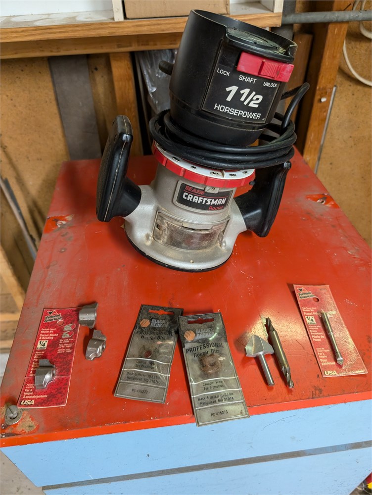 Rust Belt Revival Online Auctions - Craftsman Router and Bits