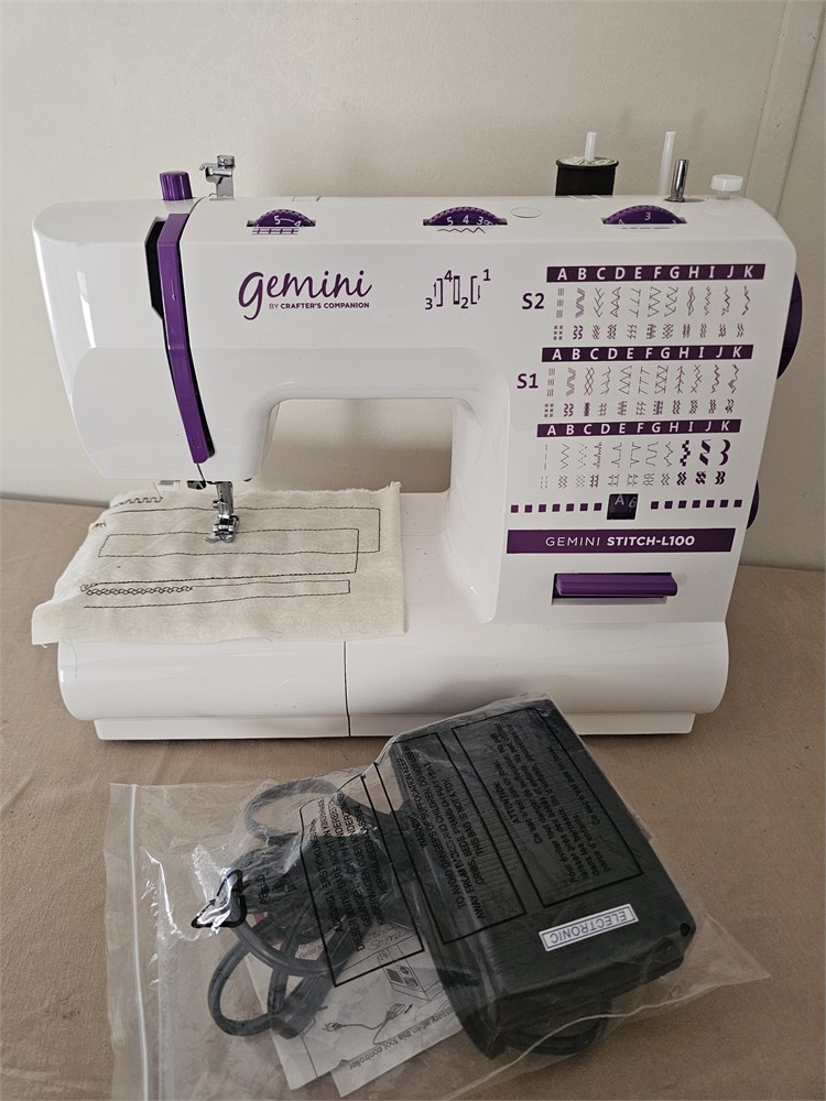 Rust Belt Revival Online Auctions - Gemini Sewing Machine