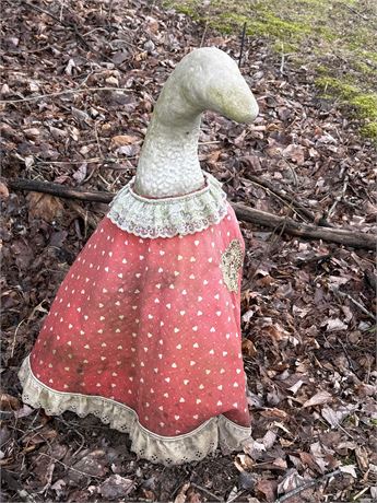 Rust Belt Revival Online Auctions - Goose Statue