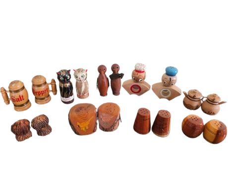 Rust Belt Revival Online Auctions - Vintage Salt & Pepper Shakers