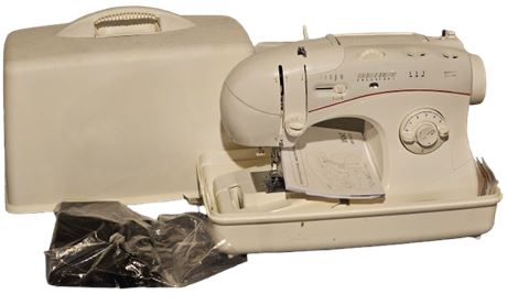 Rust Belt Revival Online Auctions - Singer 2950 Sewing Machine with Case