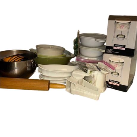 Rust Belt Revival Online Auctions - Assortment Of Mixing Bowls And Bakeware