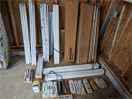 Rust Belt Revival Online Auctions - Lamps, Ballasts, and Bulbs