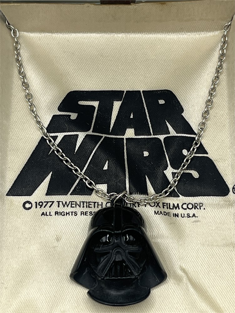 Rust Belt Revival Online Auctions - Vintage Darth Vader Pendant ...