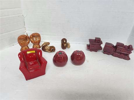 Rust Belt Revival Online Auctions - Salt & Pepper Shakers Lot