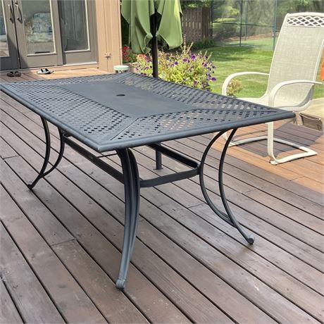 Rust Belt Revival Online Auctions - Hampton Bay Metal Rectangular Patio ...