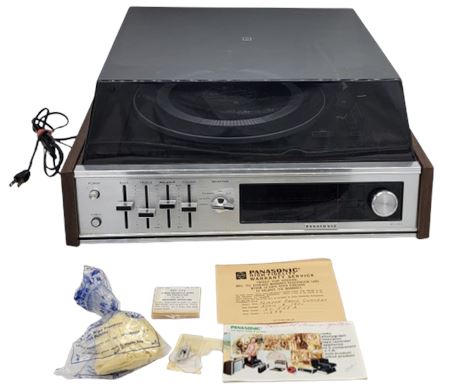 Rust Belt Revival Online Auctions - Vintage Panasonic SC-555 Receiver ...