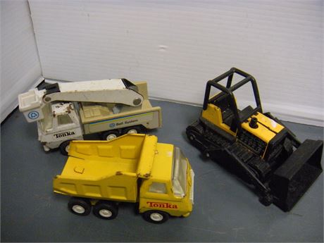 Rust Belt Revival Online Auctions - Vintage Tonka Bell System Truck ...