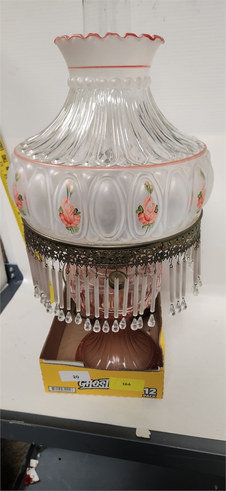 Rust Belt Revival Online Auctions - Vintage Aladdin table lamp