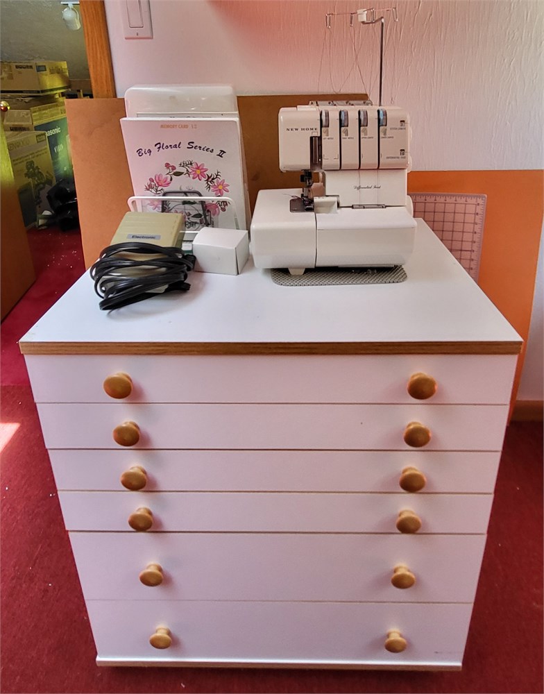 Rust Belt Revival Online Auctions - New Home Serger Sewing Machine, Memory Craft Scan 'n Sew on ...