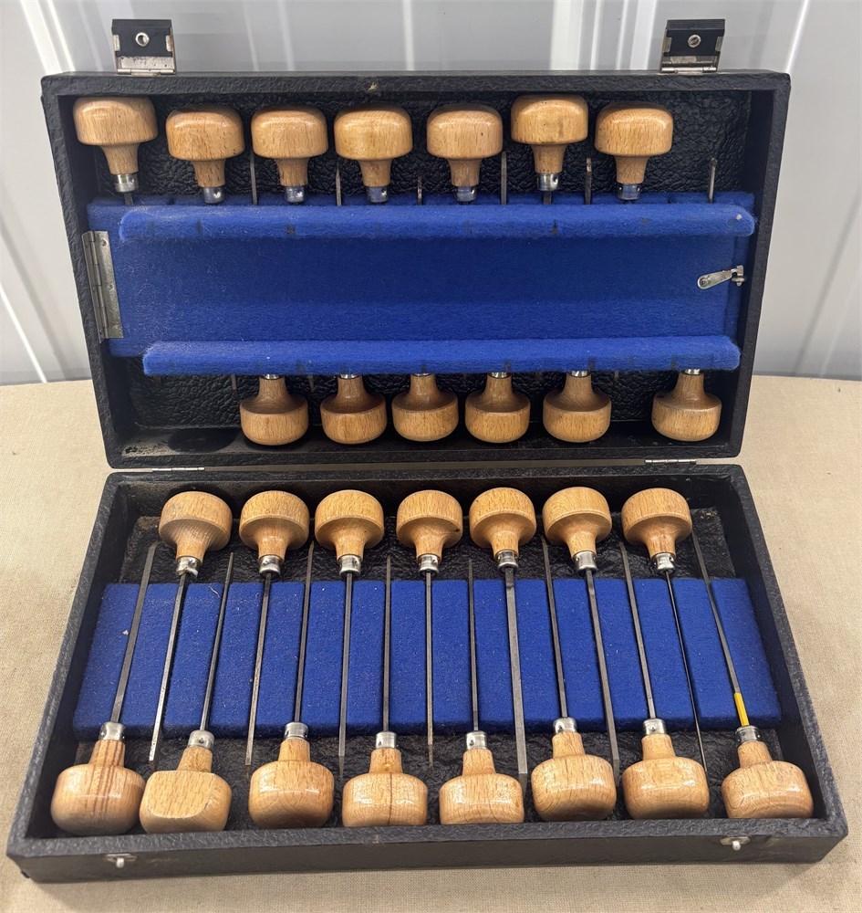 Rust Belt Revival Online Auctions - Vintage F.D. Engraving Tool Set.
