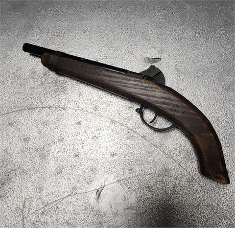 Rust Belt Revival Online Auctions - Vintage Toy Civil War Musket Cap Gun