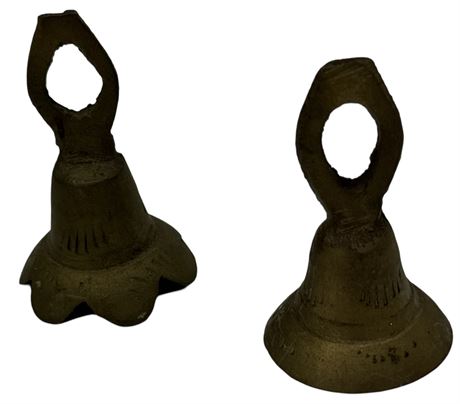 Rust Belt Revival Online Auctions - Vintage Mini Brass Bell Set