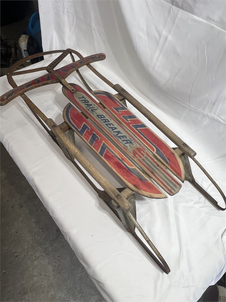 Rust Belt Revival Online Auctions - Vintage trail breaker snow sled