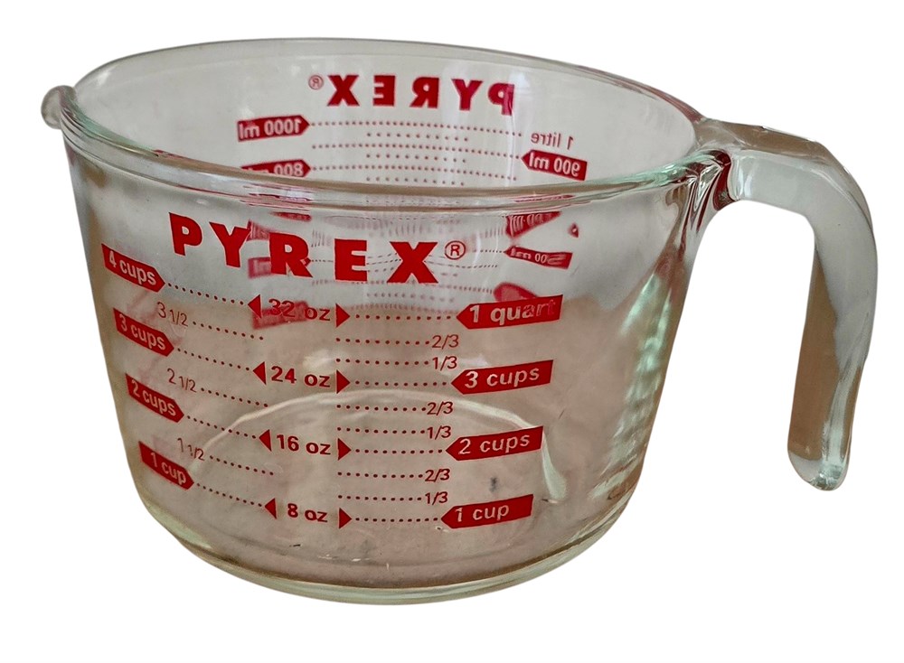 Rust Belt Revival Online Auctions - Pyrex Glass 4 Cups measuring cup