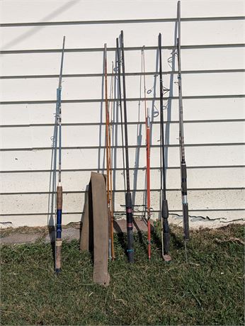 Rust Belt Revival Online Auctions - Bamboo and Fiberglass Fishing Rods