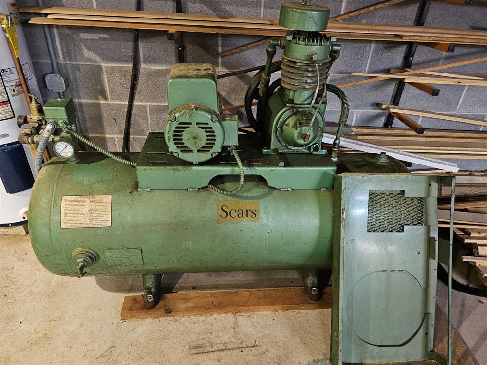 Rust Belt Revival Online Auctions - Sears Air Compressor