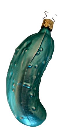 Rust Belt Revival Online Auctions - New with tags Glass Pickle ornament