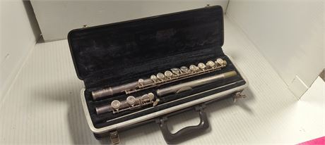 Rust Belt Revival Online Auctions - Bundy Selmer Flute & Carry Case
