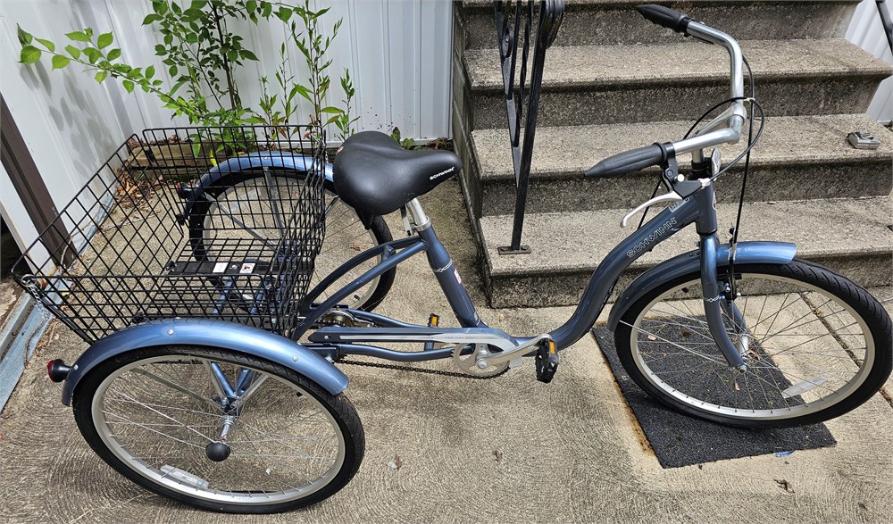 Rust Belt Revival Online Auctions - Schwinn Pacific Cycle Tricycle