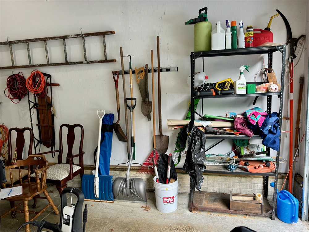 Rust Belt Revival Online Auctions - Garage Buyout