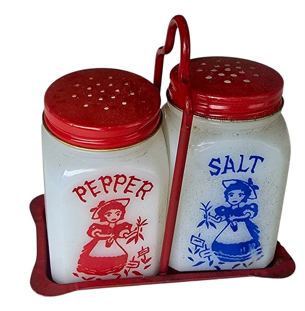 Rust Belt Revival Online Auctions - Vintage milk glass? Salt and pepper ...