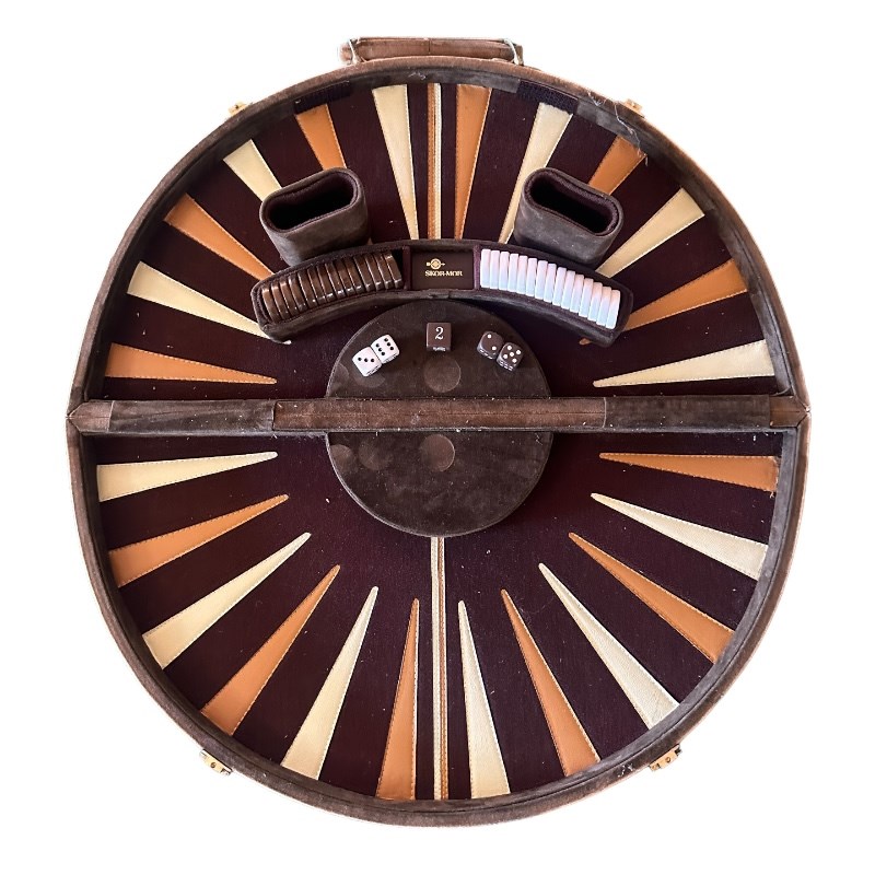 Rust Belt Revival Online Auctions - Vintage Skor-Mor Round Backgammon ...