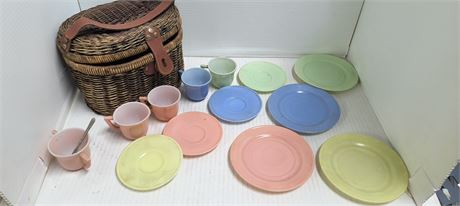 Rust Belt Revival Online Auctions - Picnic Set For 4 & Wicker Basket