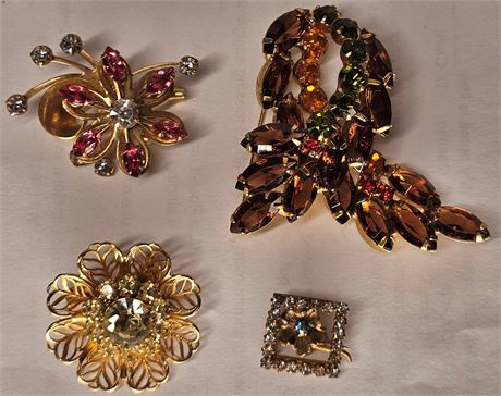Rust Belt Revival Online Auctions - Assorted Rhinestone Brooches