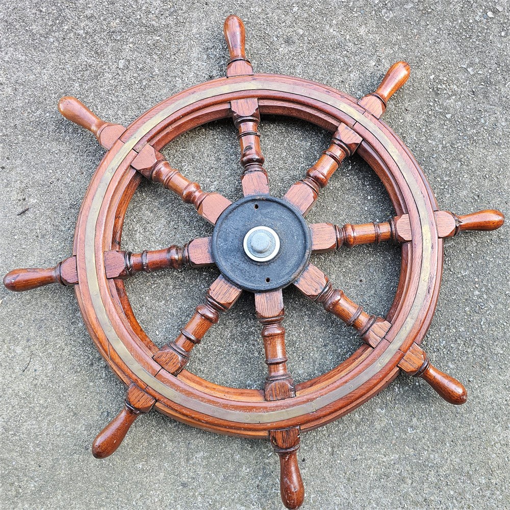 Rust Belt Revival Online Auctions - Ship Helm Wheel