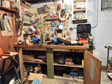 Rust Belt Revival Online Auctions - LARGE Assortment Of Tool And ...