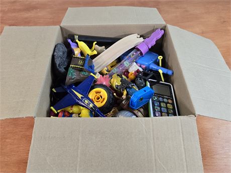 Rust Belt Revival Online Auctions - Assorted Children's Toy Box - A ...